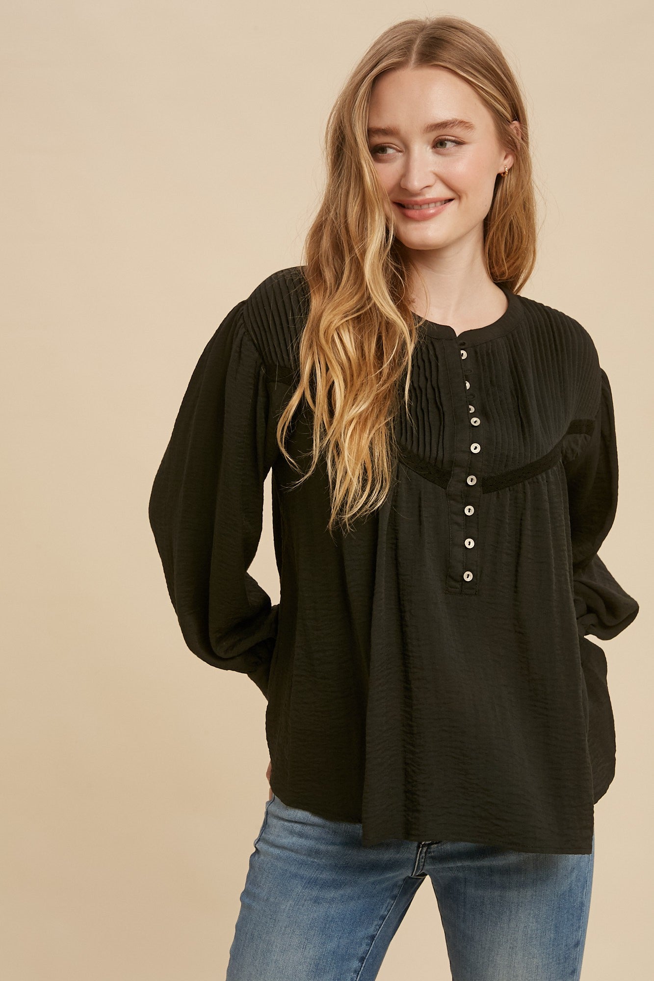 Pin Tuck Pleated Long Sleeve Blouse - Black – Hazelkin